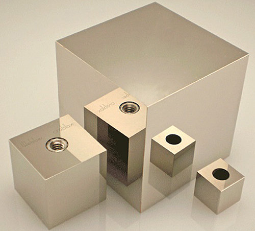Product Spotlight: Starrett croblox® Reflecting Cubes - Willrich ...